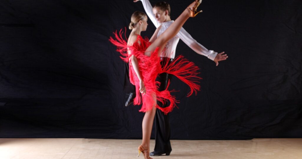 The Different Types of Salsa Dance Classes for the Salsa Buffs – Funny ...